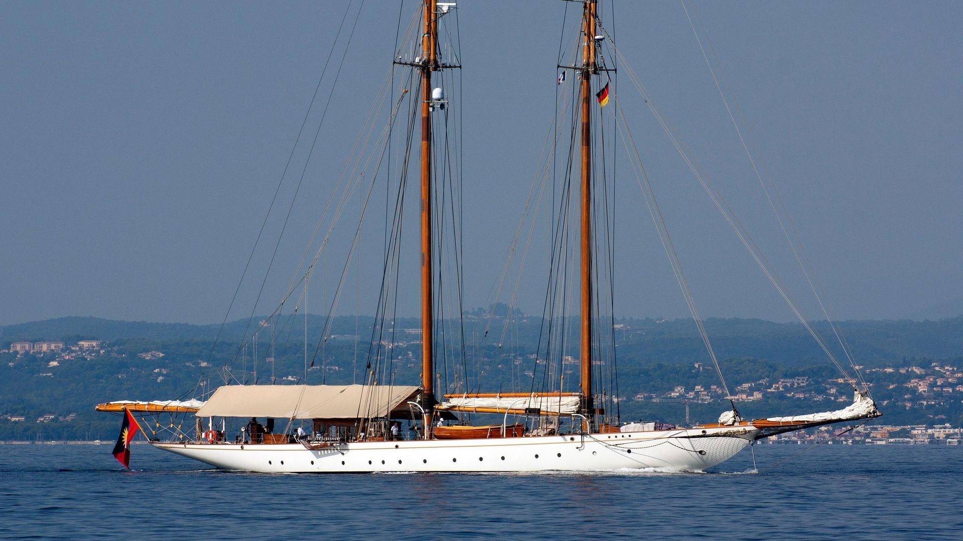 Germania Nova yacht (FNM, 59.74m, 2011)